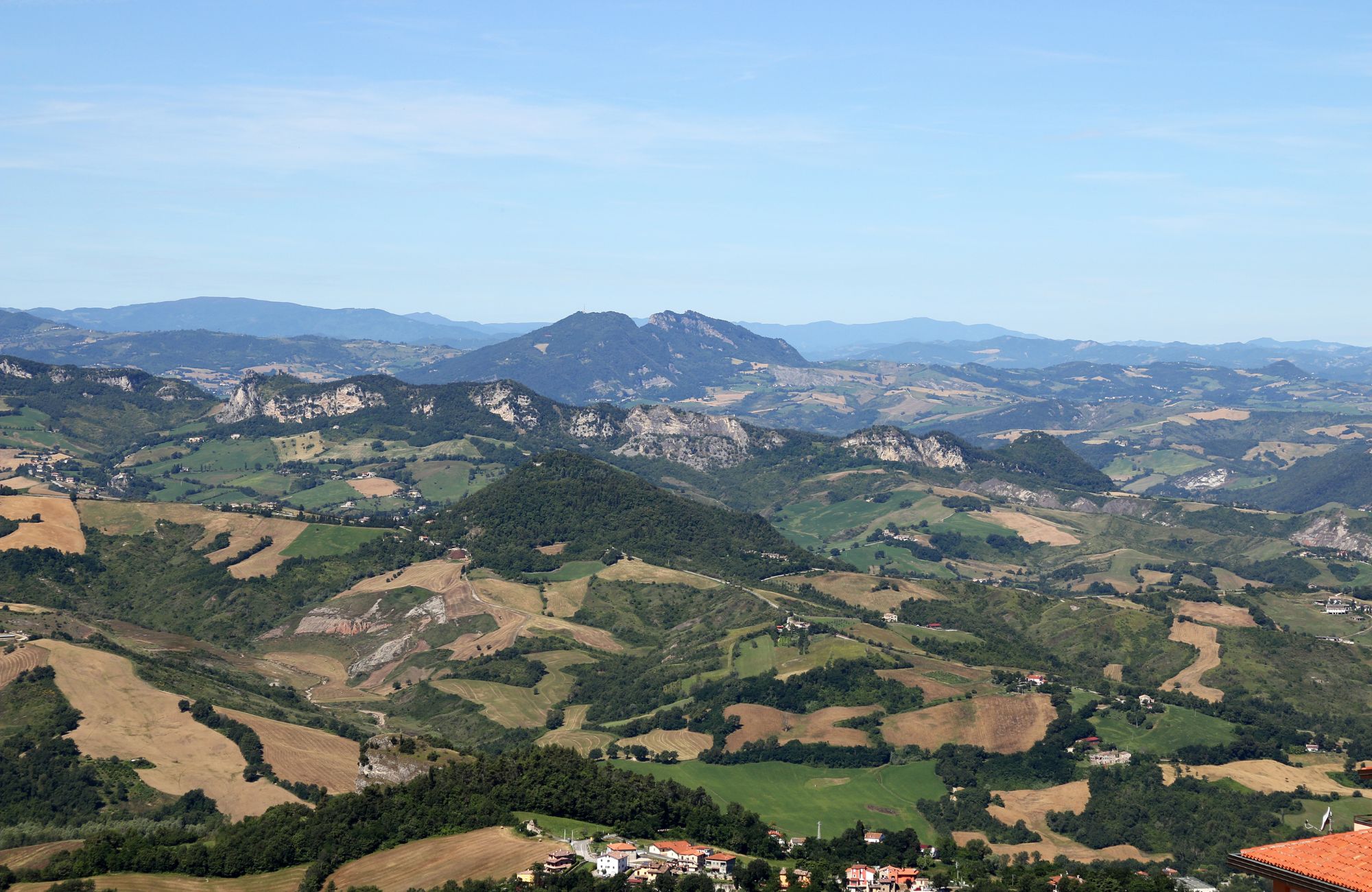 Apennine Mountains Italy: Complete Guide to Nature, Culture, & Travel ...