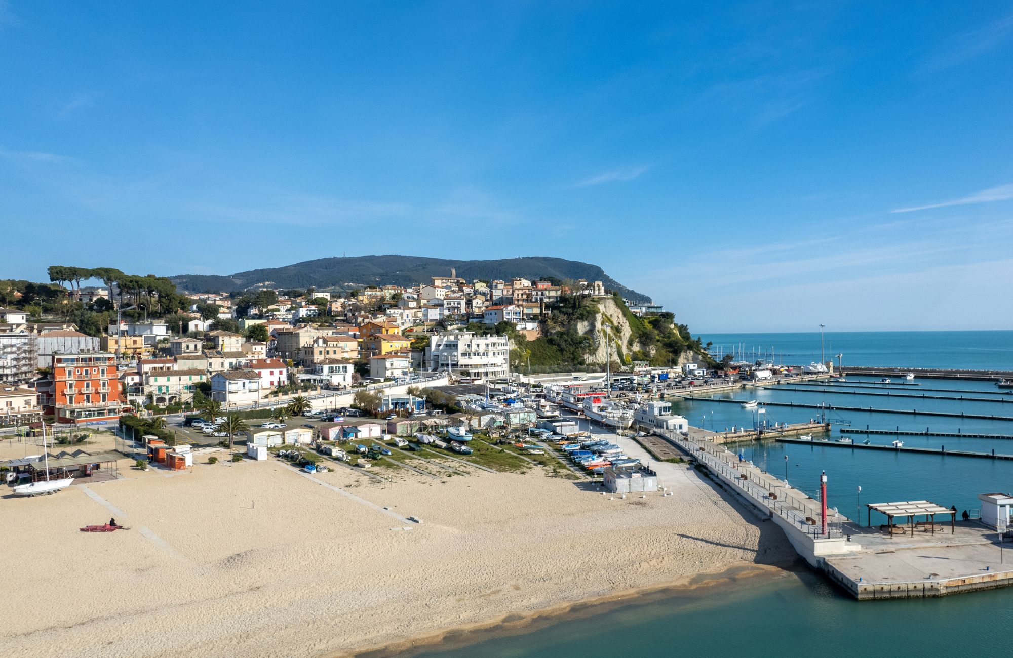 New Year in Le Marche Italy: The Ultimate Travel Guide - True Colors of ...